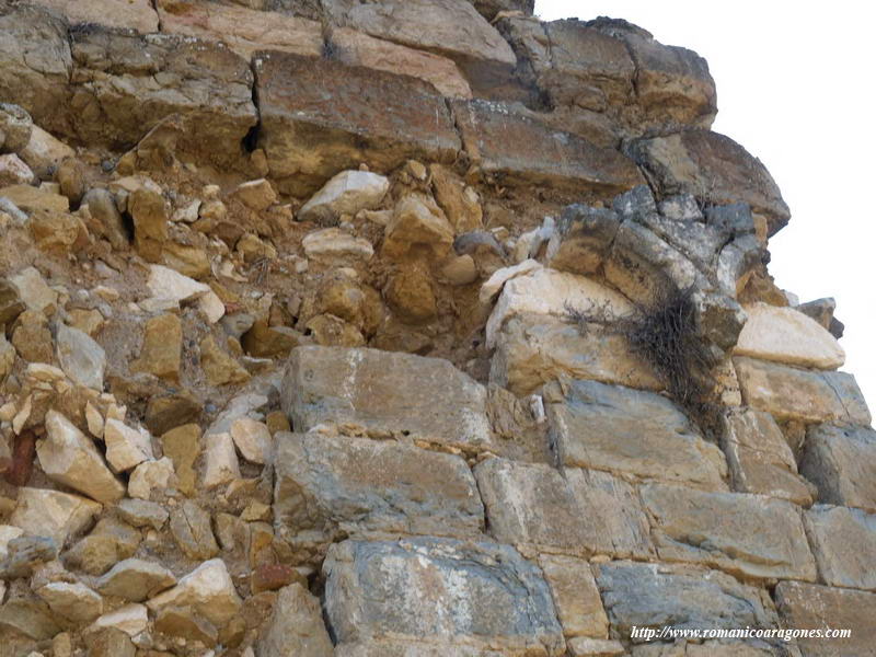 Falcés-Fortificaciones Romanicas del Altoaragon - A. Garcia Omedes